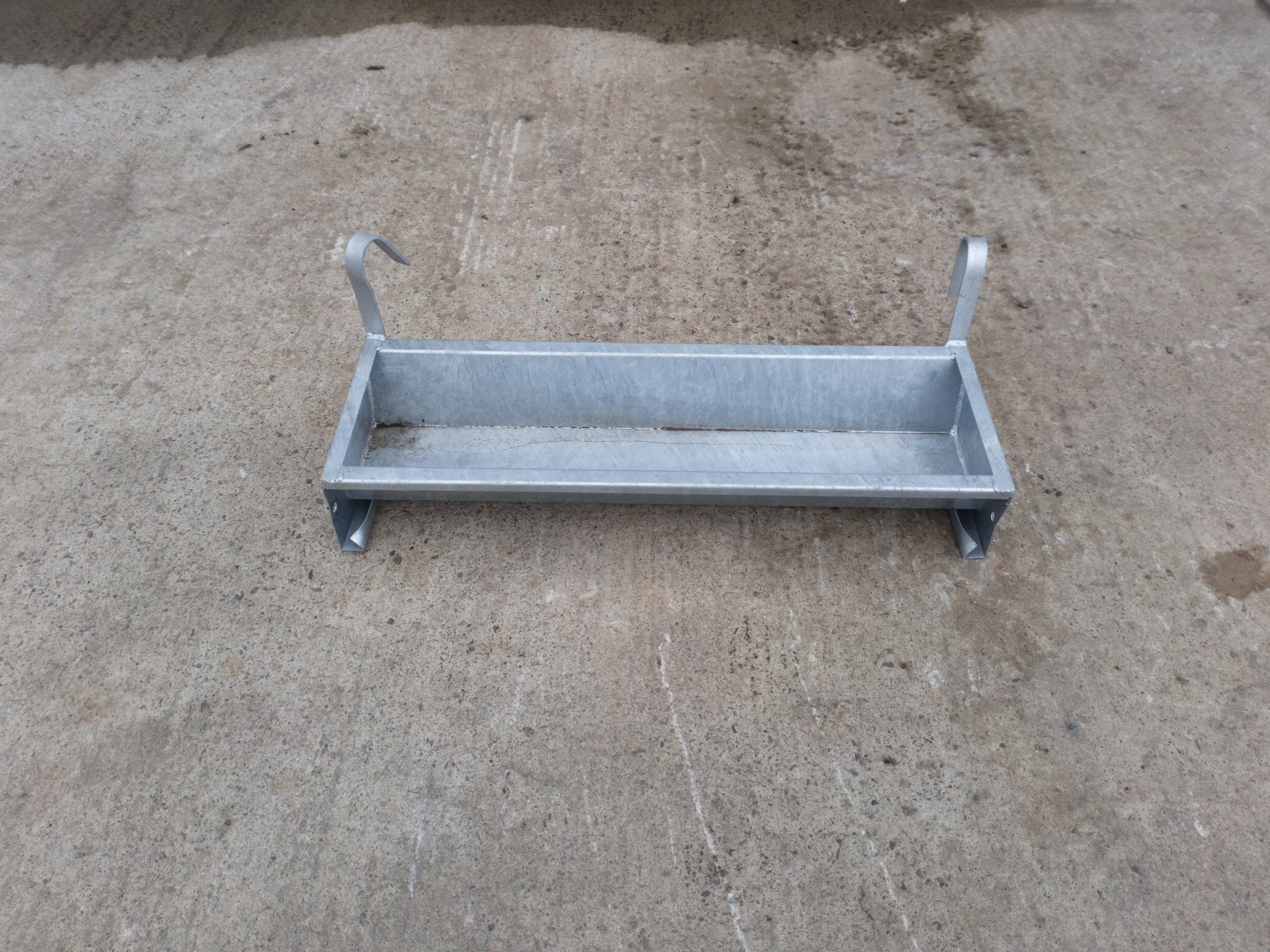 3FT Gate Hanging Trough – Gerard Kennedy & Sons (Farm Machinery & Agri ...